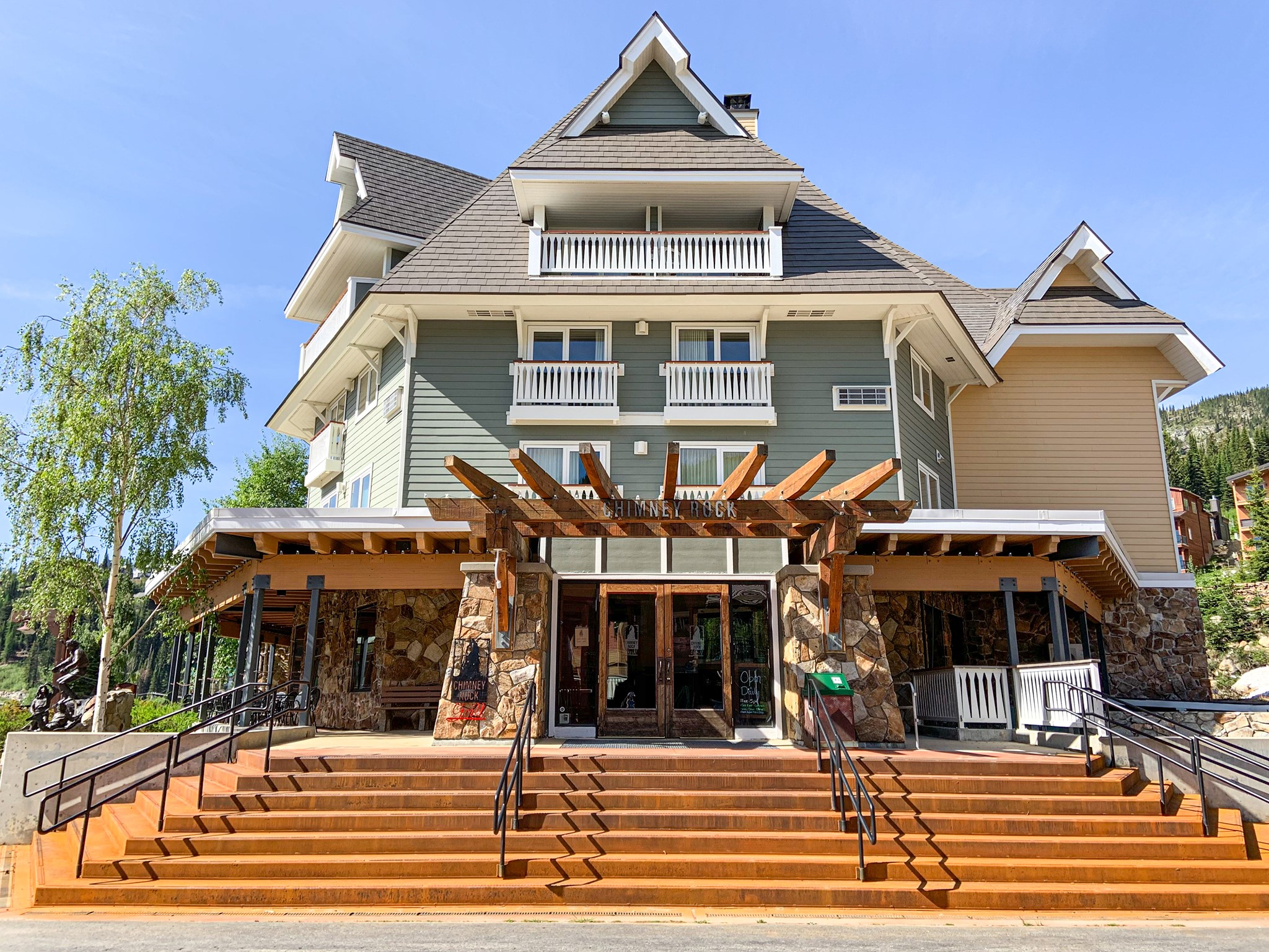 Chimney Rock Grill - Visit Sandpoint